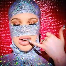 Pretty Porcelain, Up-and-Coming Miami Rapper with Albinism, to Graduate ...